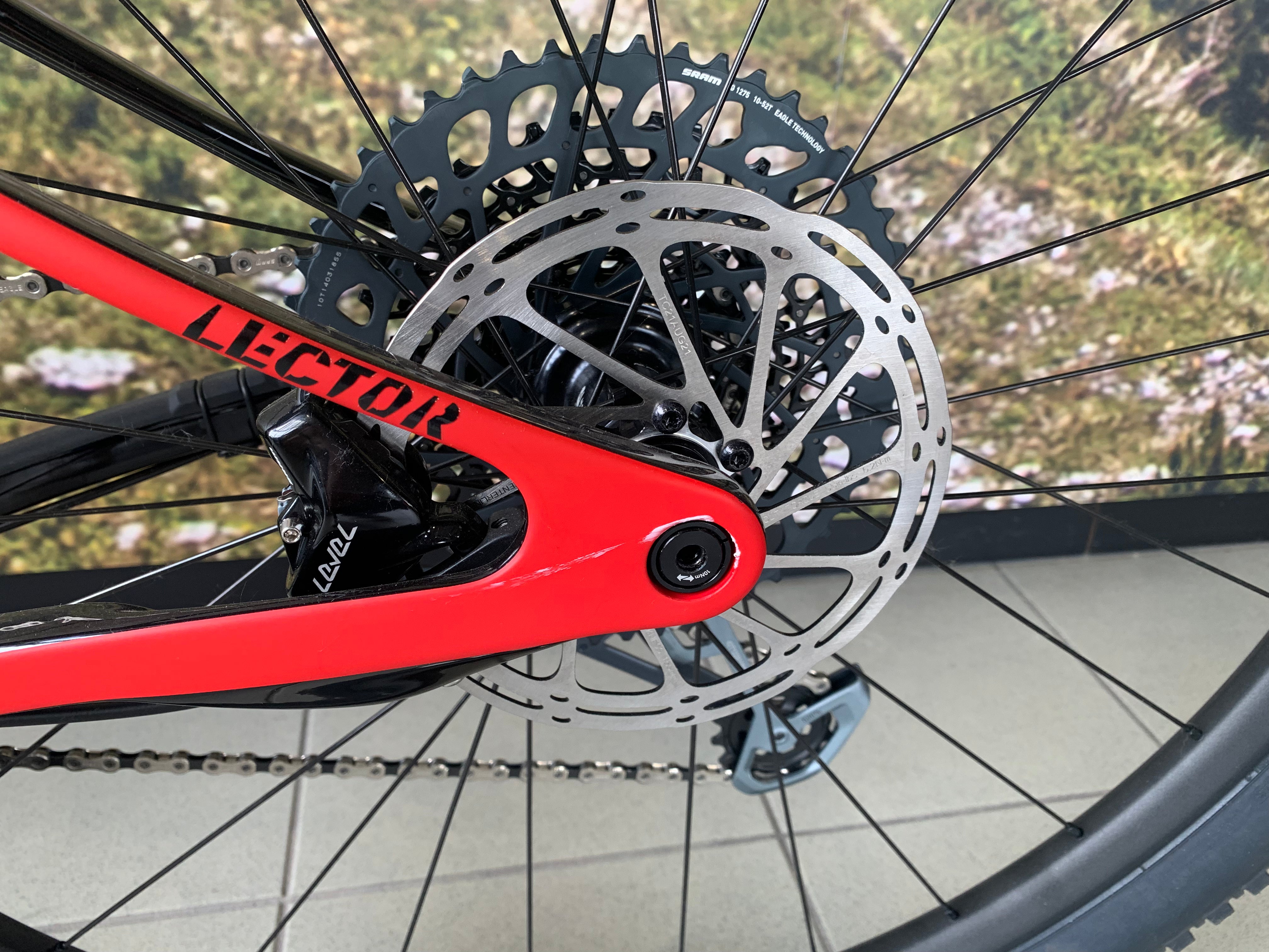 Ghost Lector Sf Universal 29 12S